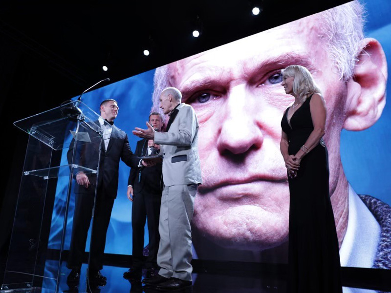 Renowned oncologist Carl June wins $1M Lorraine Cross Award - Sanford ...