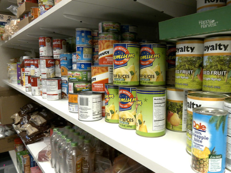 Wellness pantry program feeds patients at doctor visits - Sanford ...