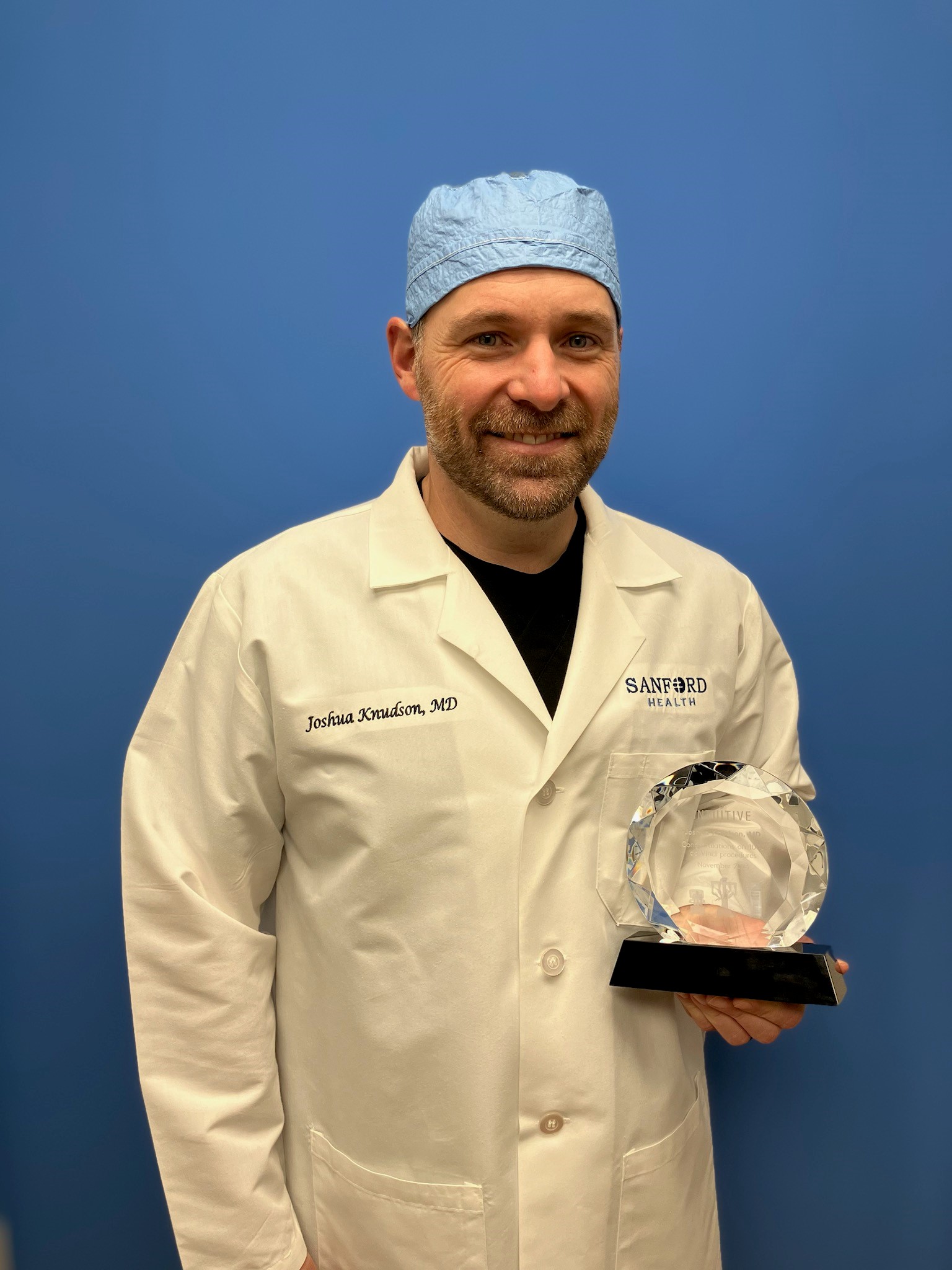 Sanford Bismarck surgeon completes 1,000 robotic surgeries - Sanford ...