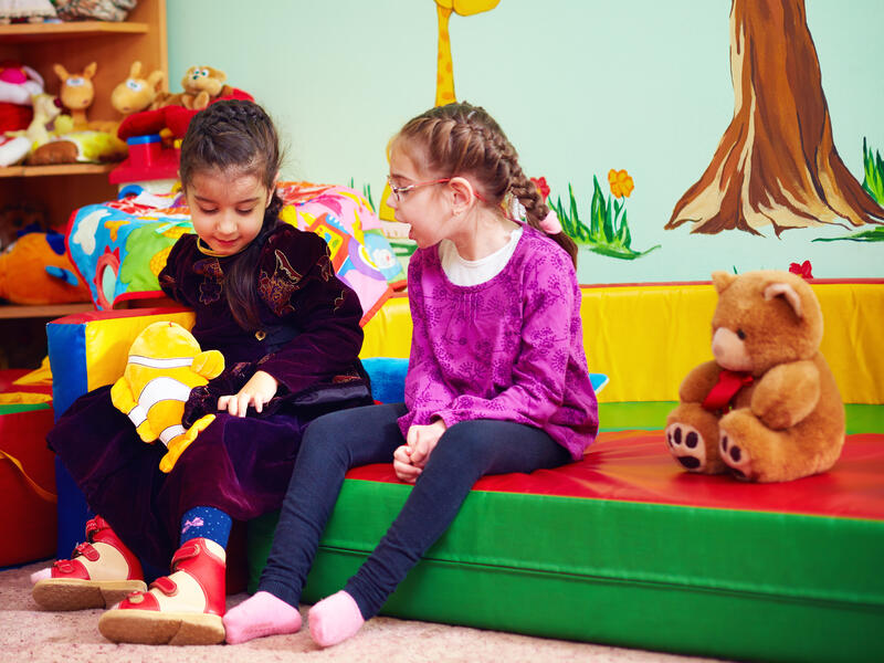 Preschool friendship: Social skills start in early childhood - Sanford ...